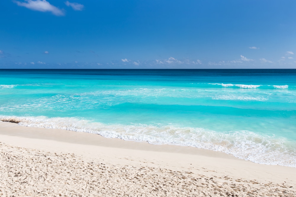 Private Charter Flights to Inagua Island Matthew Town Airport